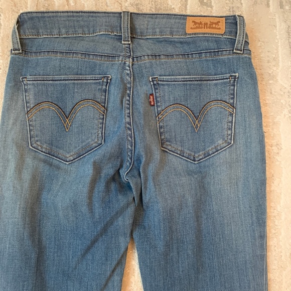 Levi's | Jeans | Levi 535 Jean Leggings Light Wash | Poshmark